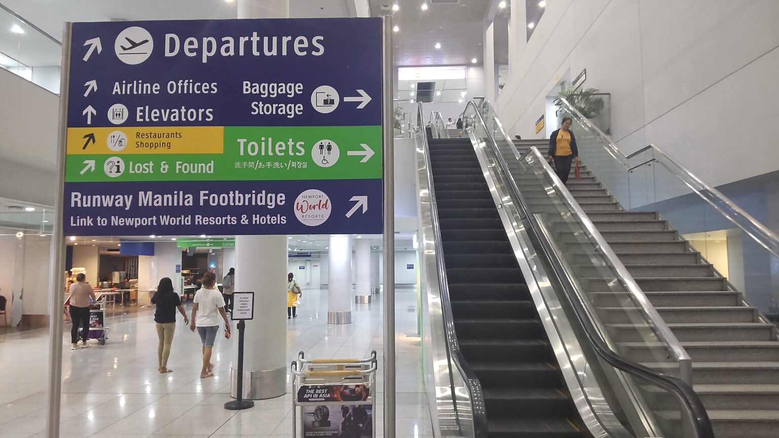Walking to the Hotel Area from Manila Airport Terminal 3: The Runway ...